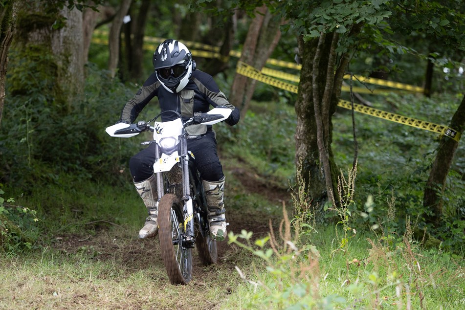 SUR-RON ULTRA BEE (2023 - on) Review