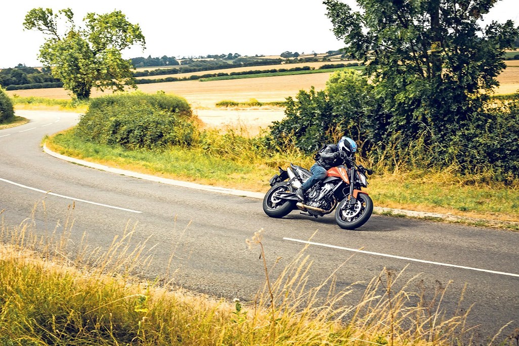 Best Summer Motorcycle Gear tried and tested | Beat the heat