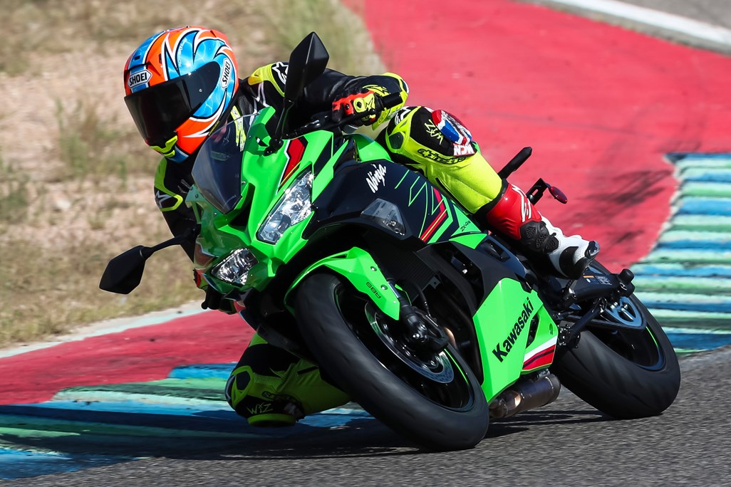 KAWASAKI ZX-4RR (2024 - on) Review