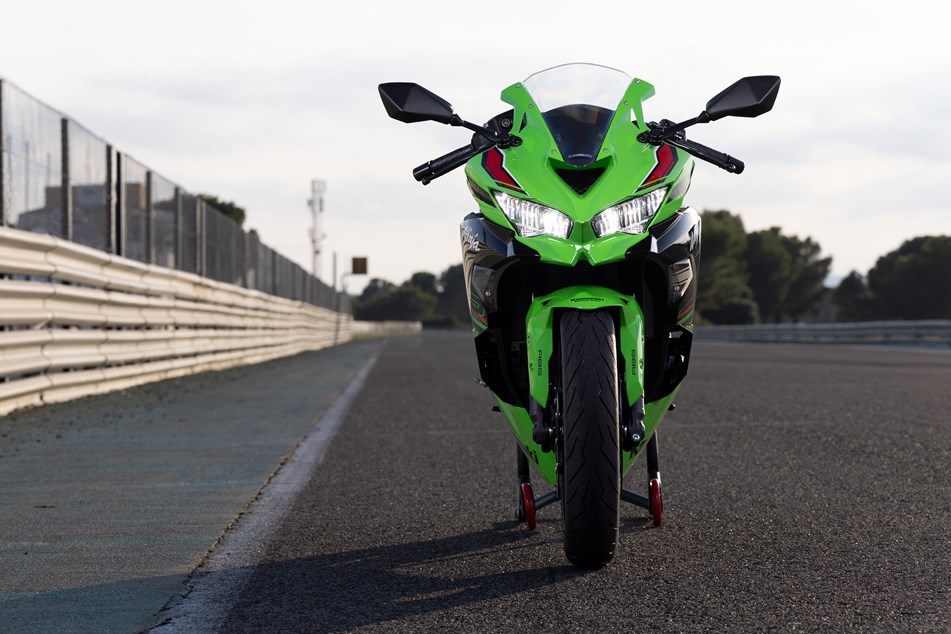 KAWASAKI ZX-4RR (2024 - on) Review