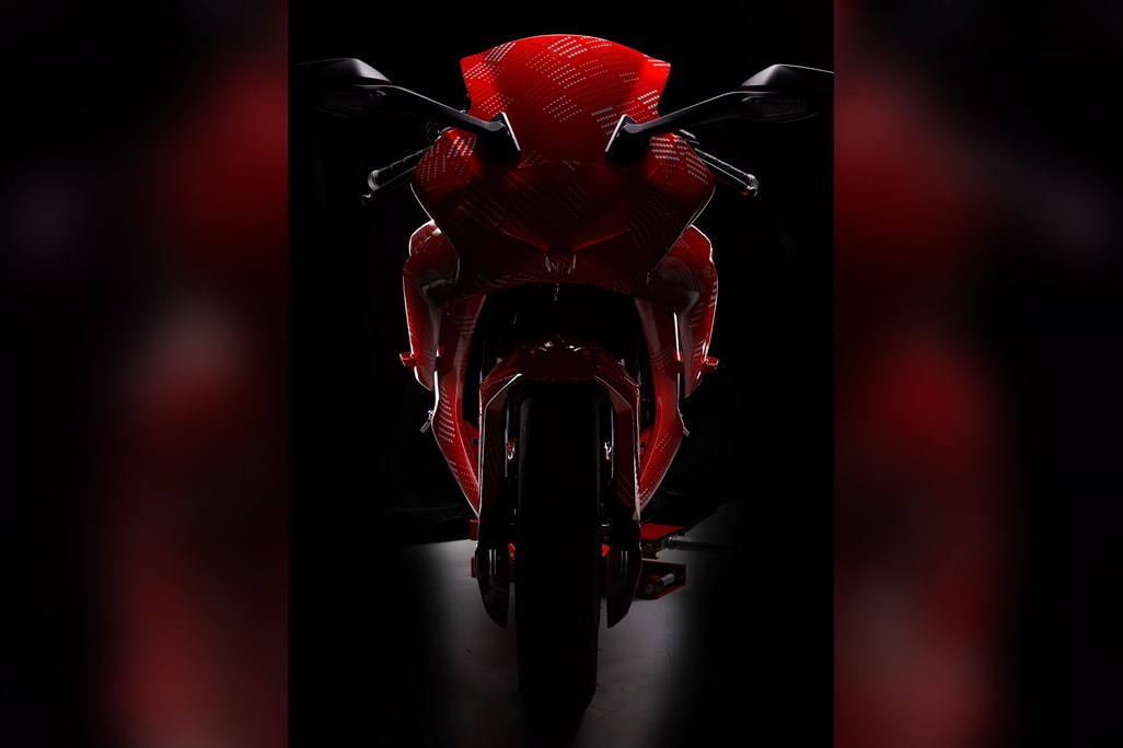 Watch out Triumph! CFMoto target supersport sector with 675cc triple