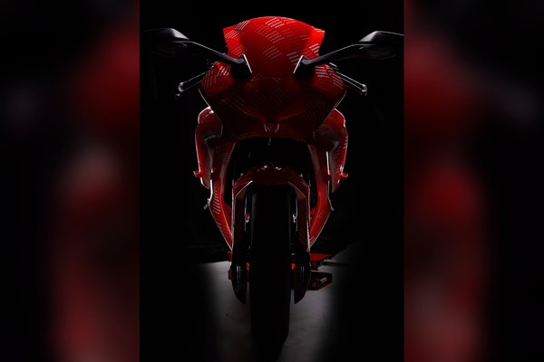 Watch out Triumph! CFMoto target supersport sector with 675cc triple
