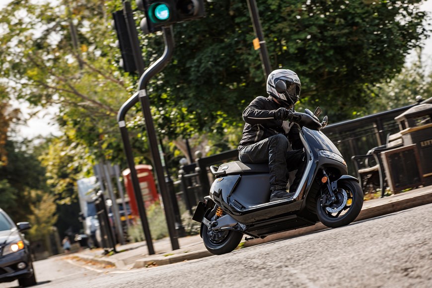 SEGWAY E300SE (2023 - on) Review | MCN