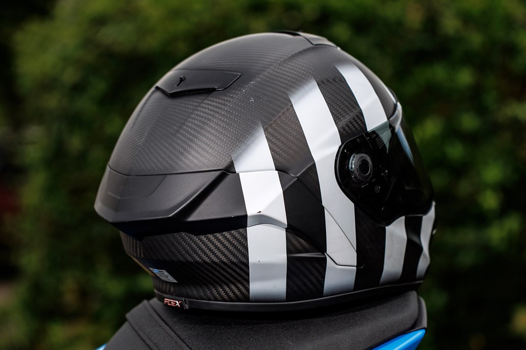 Racer with a day job: Bell Race Star DLX Flex review