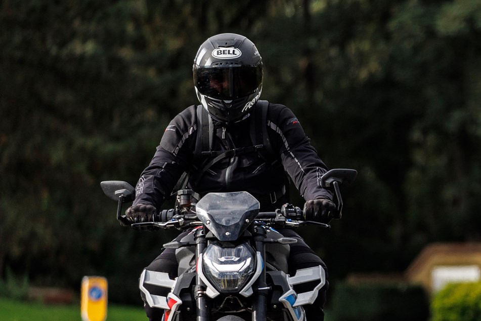 Racer with a day job: Bell Race Star DLX Flex review