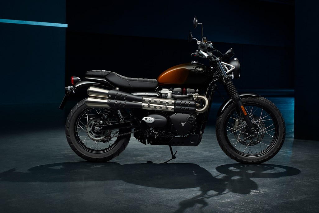 Fade to black: Triumph announces Stealth Editions of Bonneville family