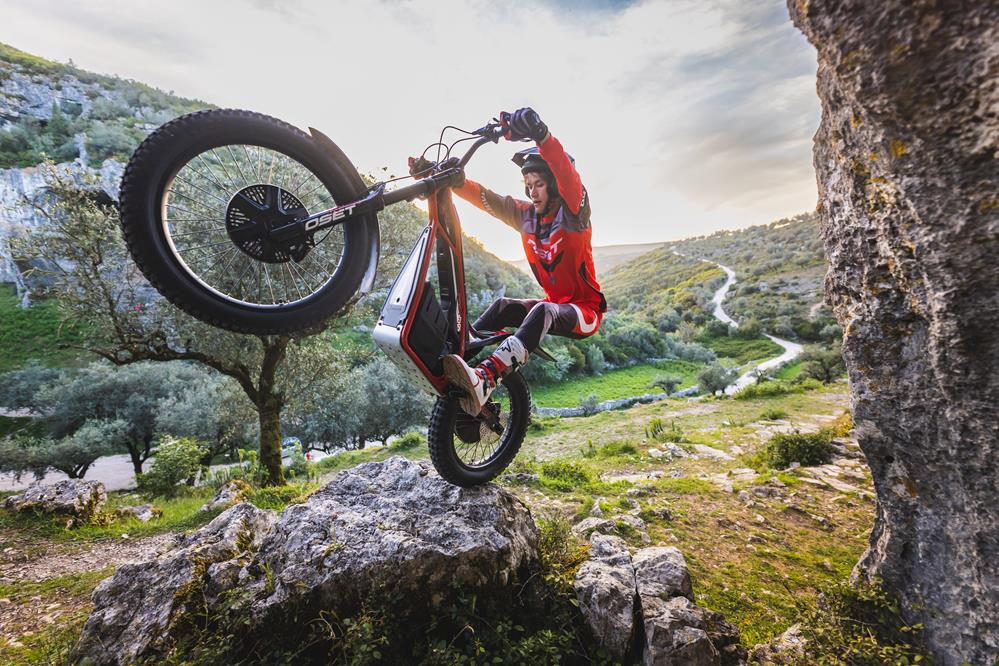 Next generation OSETs arrive: electric off-roaders coming in 2024