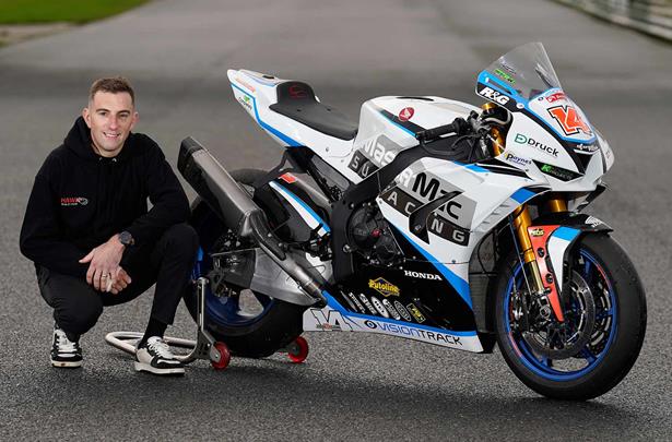BSB: Lee Jackson returns to Hawk Racing alongside Charlie Nesbitt