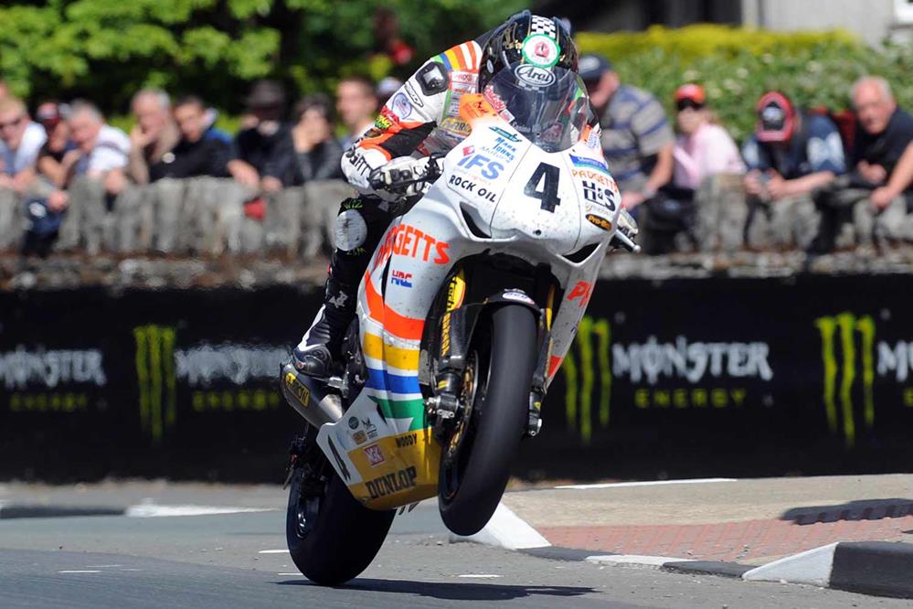 Roads: Ian Hutchinson confirms Isle of Man TT comeback with Milenco by ...