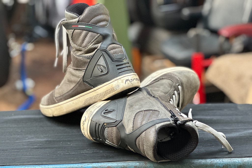 Forma Hyper Dry boots review | Up your street cred for miles