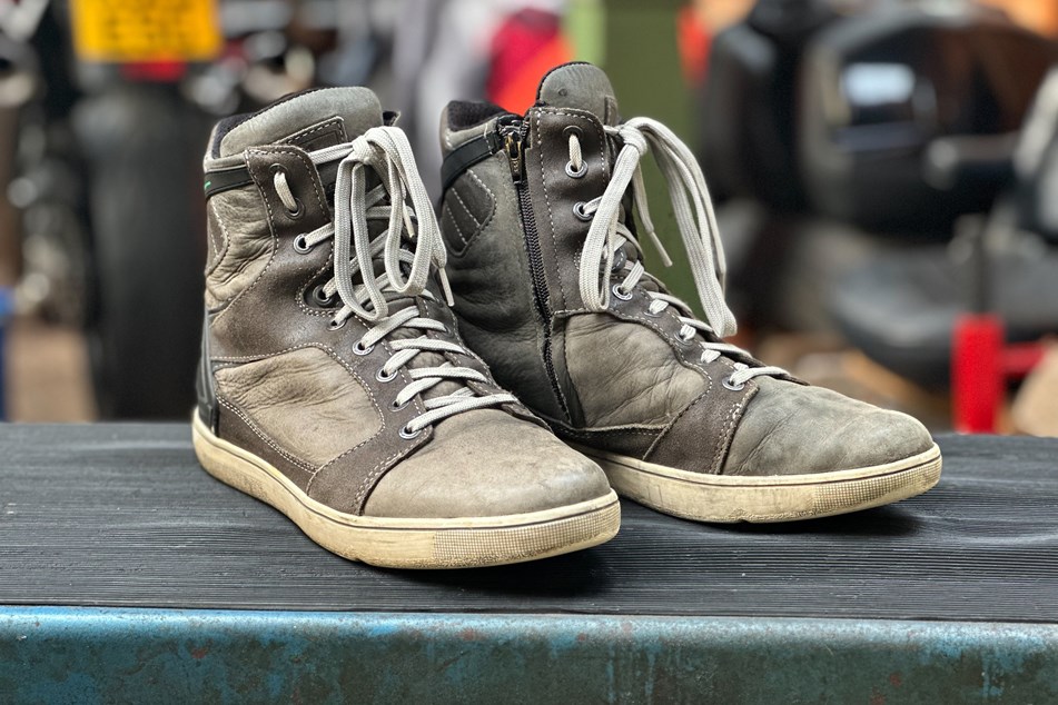 Forma Hyper Dry boots review | Up your street cred for miles