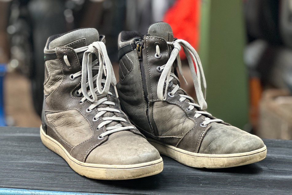 Forma Hyper Dry boots review | Up your street cred for miles