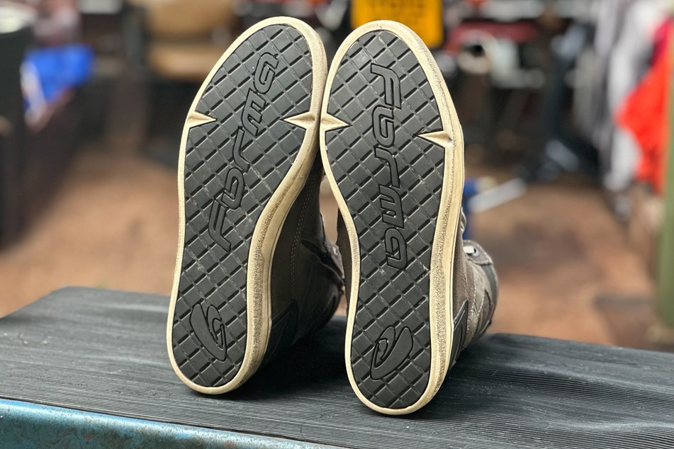 Forma Hyper Dry boots review | Up your street cred for miles