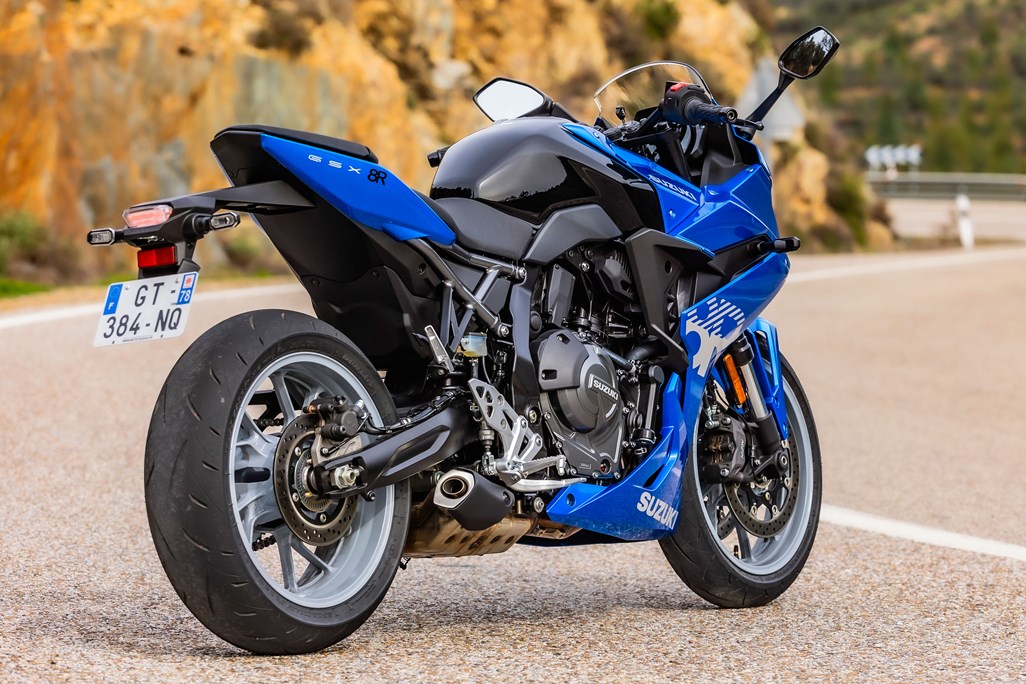 2024 Suzuki GSX-8R review | Comfy, but a proper sportsbike?