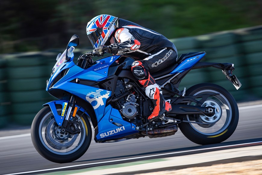 2024 Suzuki GSX-8R review | Comfy, but a proper sportsbike?