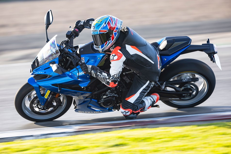 2024 Suzuki GSX-8R review | Comfy, but a proper sportsbike?