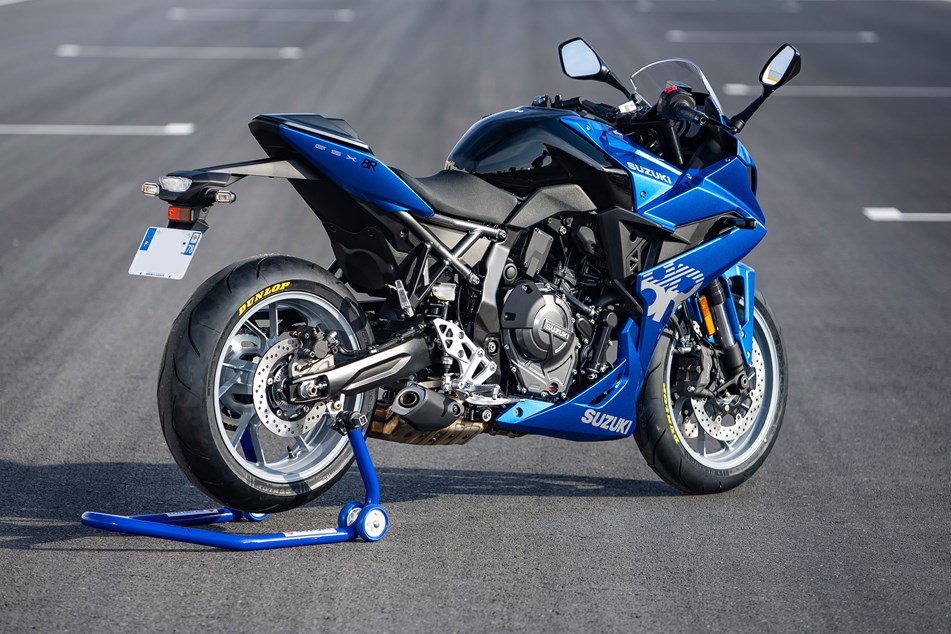 2024 Suzuki GSX-8R review | Comfy, but a proper sportsbike?