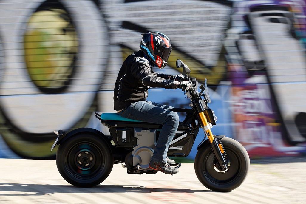 BMW CE 02 review – premium take on inner city transport