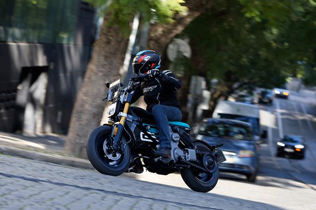 BMW CE 02 review – premium take on inner city transport