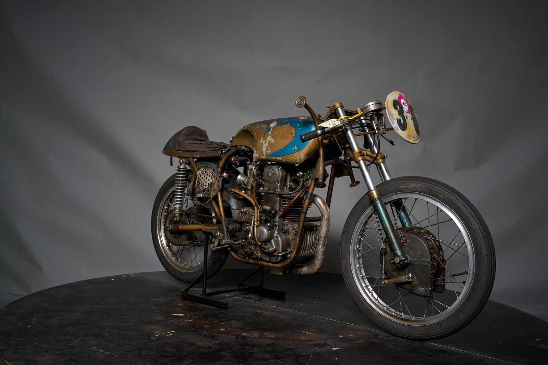 Classic Moto Morini racer fetches €126,500 in Paris auction