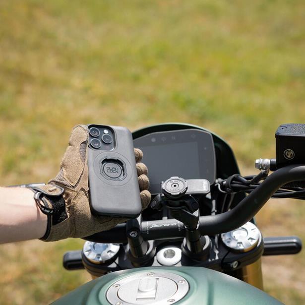 Quad Lock release 'Handlebar Clamp Mount' for motorcyclists