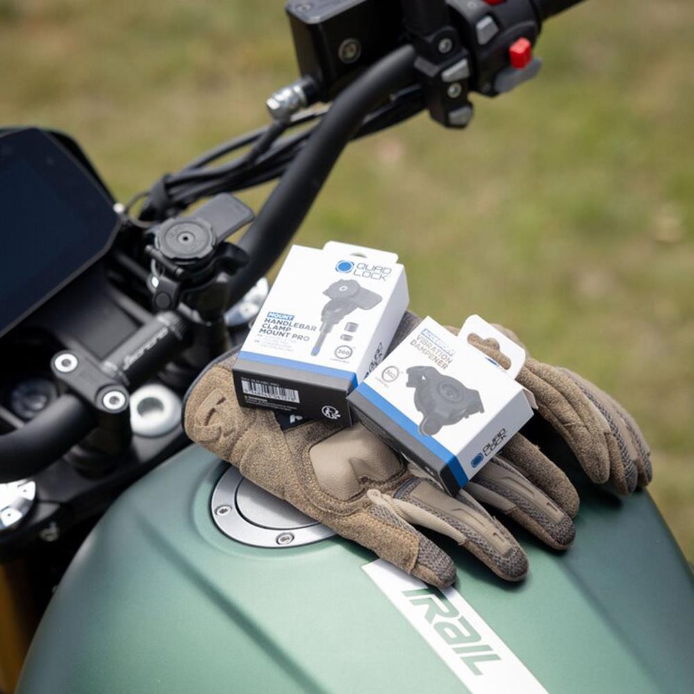 Quad Lock release 'Handlebar Clamp Mount' for motorcyclists