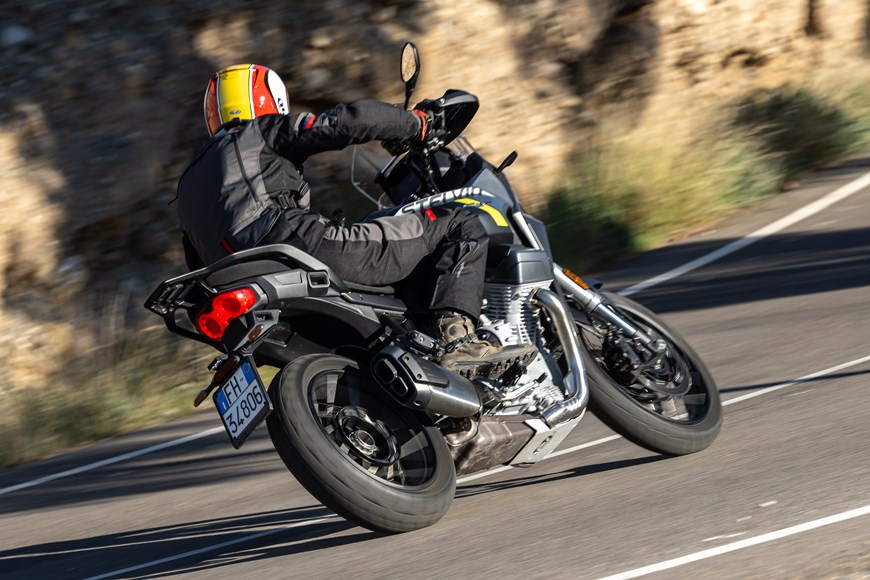 2024 Moto Guzzi Stelvio review | Capability with character