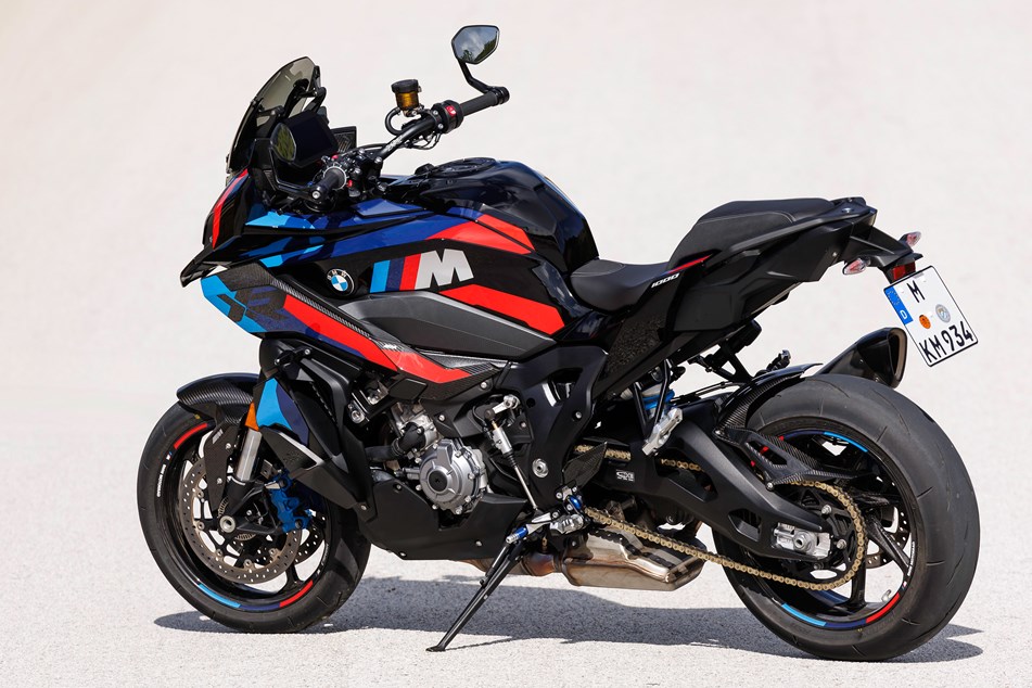2024 BMW M1000XR review | Superbike power and handling, touring refinements