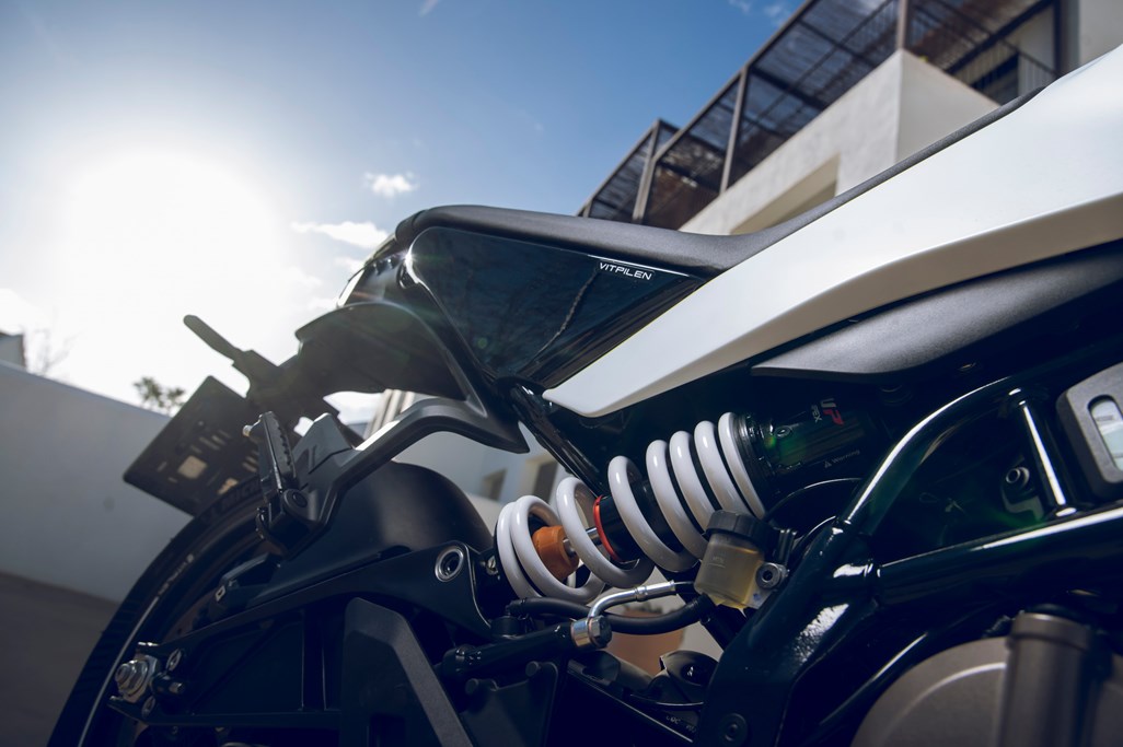 Husqvarna Vitpilen 401 Review – Comfier and more advanced than ever