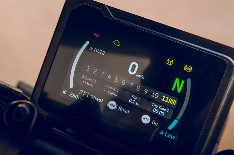 Husqvarna Vitpilen 401 Review – Comfier and more advanced than ever