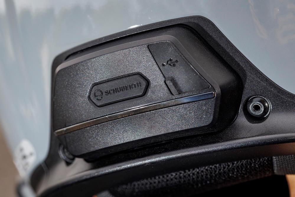 Schuberth E2 helmet review | High-end flip-front ADV lid