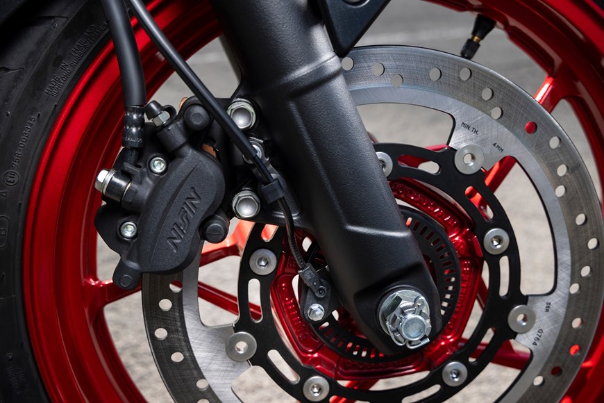 2024 Kawasaki Z500 review | versatile A2-ready naked roadster