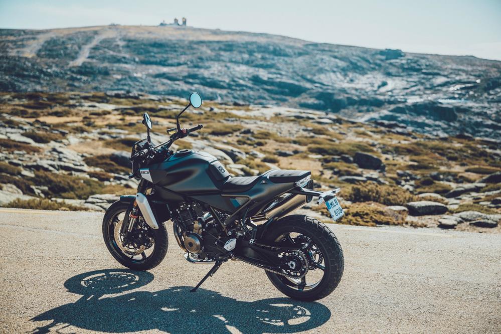 Husqvarna Svartpilen 801 looks to spice up the middleweight market