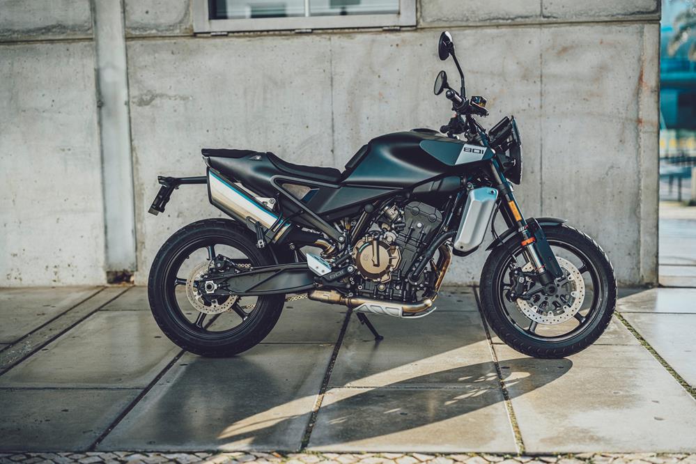 Husqvarna Svartpilen 801 looks to spice up the middleweight market