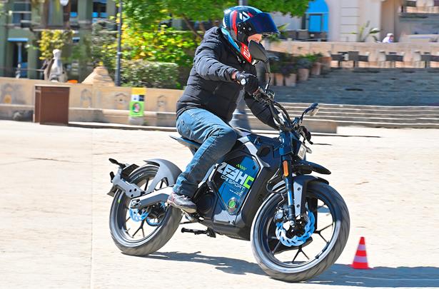Sub-£3000 Zeeho City Sport electric supermoto tested
