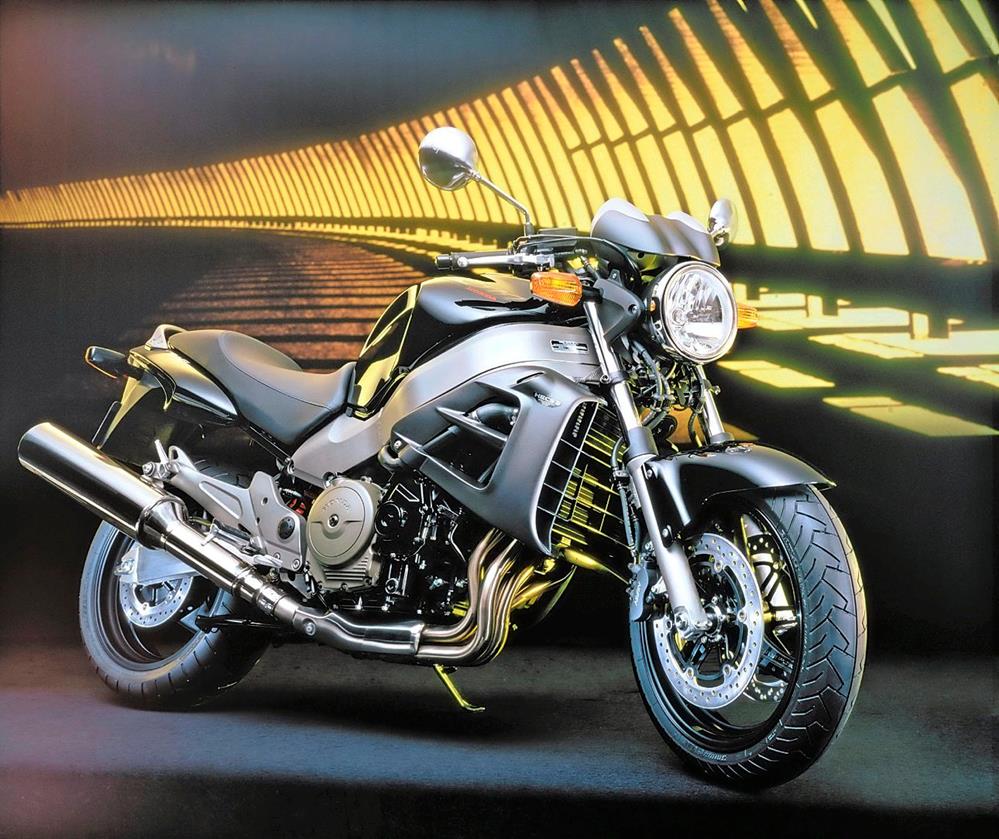 Expert guide to old-school four-cylinder motorbikes