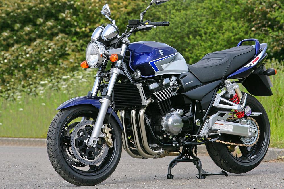 Expert guide to old-school four-cylinder motorbikes