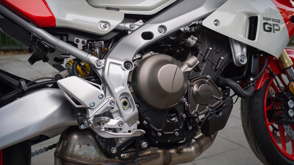 2024 Yamaha XSR900 GP Review | performance and nostalgia