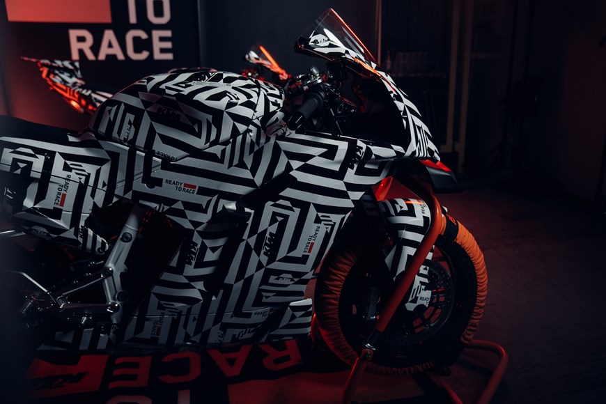 KTM reveal prototype 990RC R sports bike