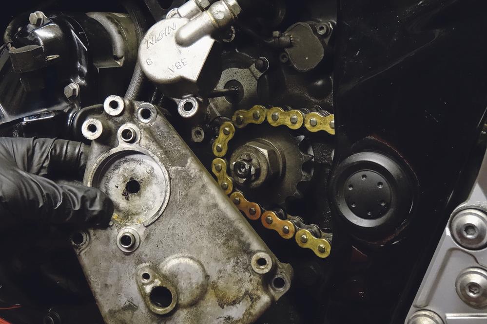 How to change your motorbike chain and sprockets at home