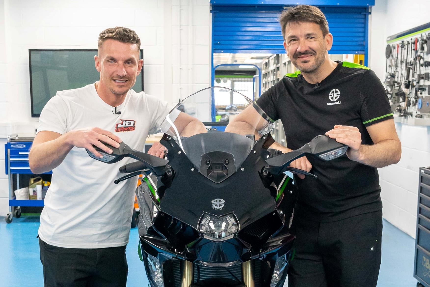 Kawasaki-backed stunt rider aims for new speed record dragged behind a ...
