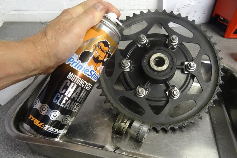 How to deep clean your motorcycle's wheels