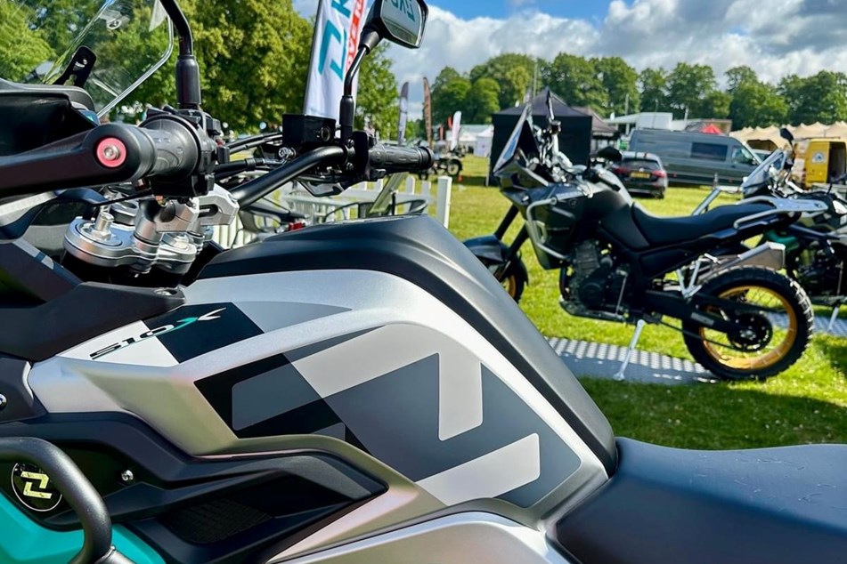 Chinese brand Kove Moto announce UK prices for 800X Pro