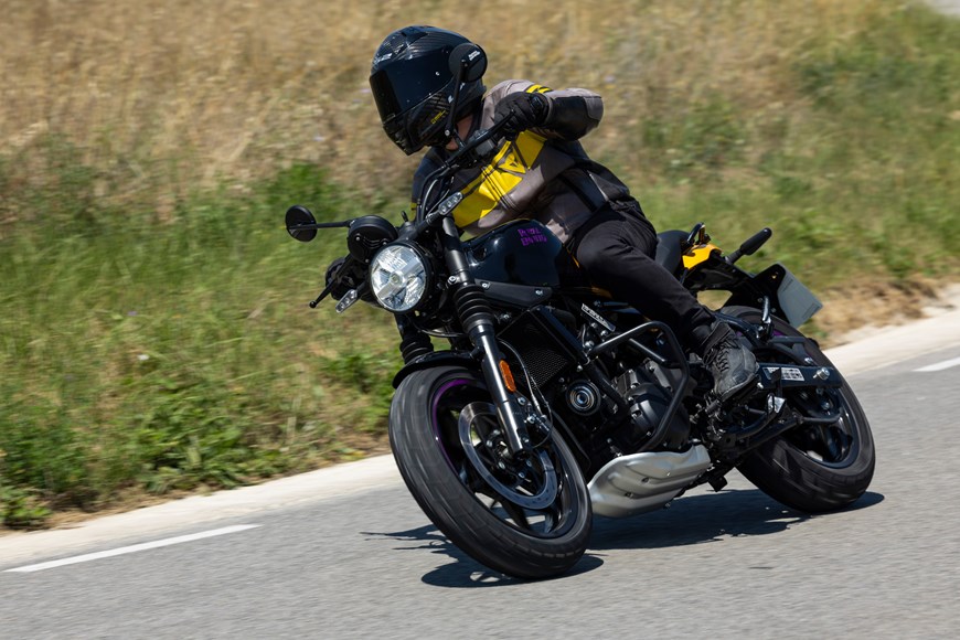 Royal Enfield launch Guerrilla 450 naked starting at £4850