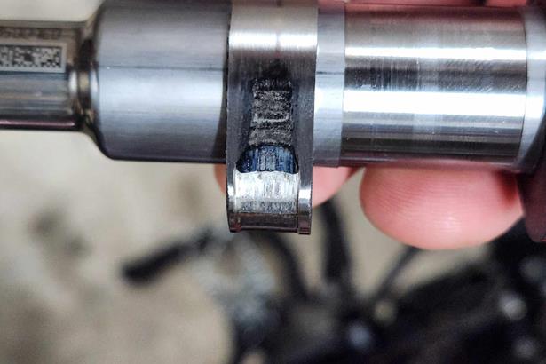 KTM respond to allegations of expensive LC8c engine defects