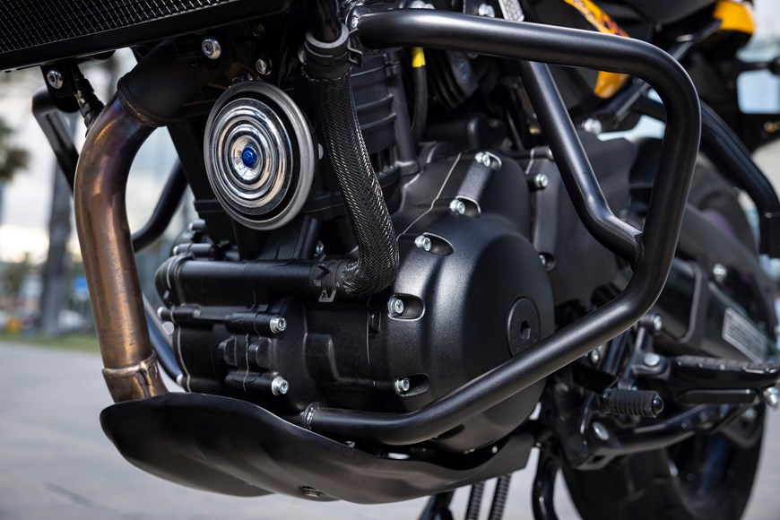 2024 Royal Enfield Guerrilla 450 review | Bargain roadster
