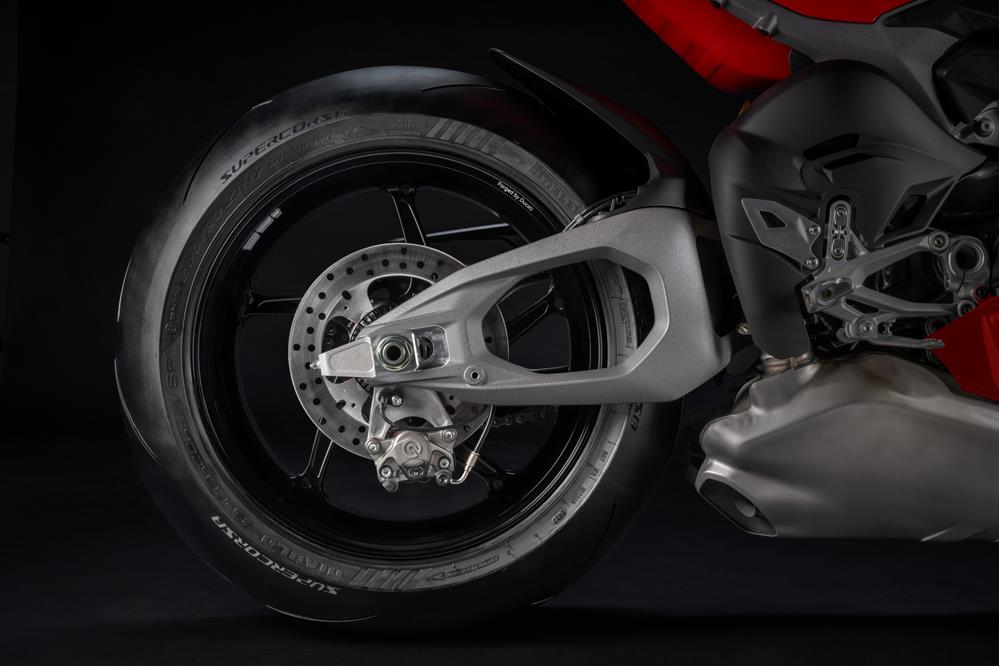 Ducati launch 2025 Panigale V4 with double sided swingarm