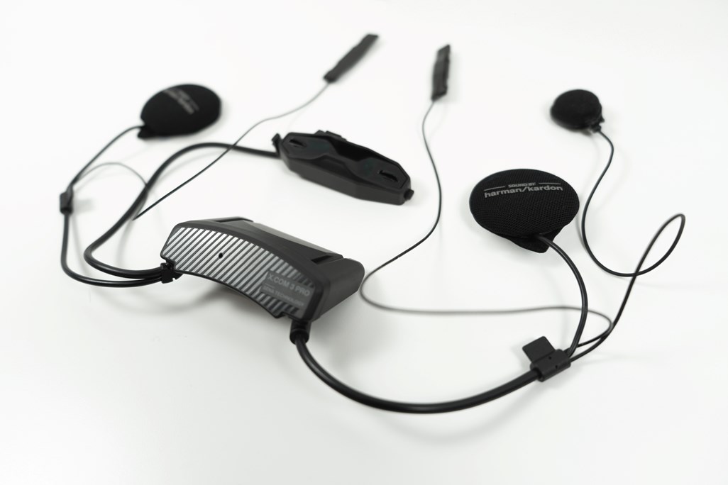 Nexx X-Com3 Pro integrated intercom built with Sena