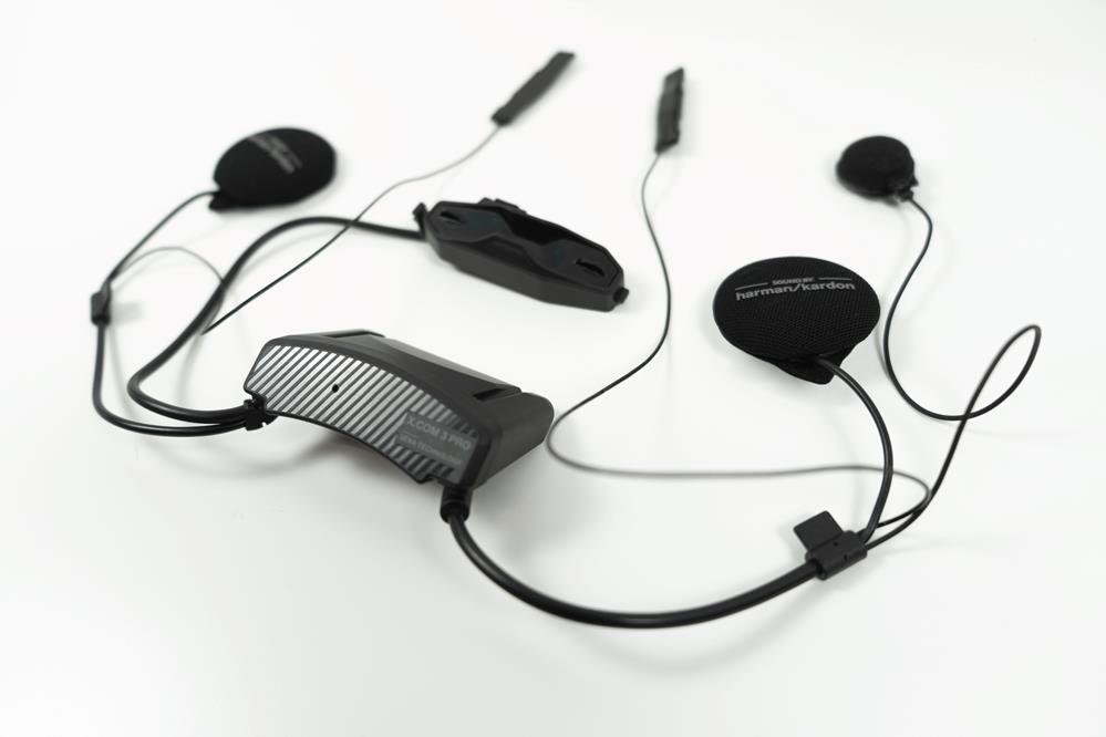 Nexx X-Com3 Pro integrated intercom built with Sena