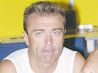 Frankie out for Sugo